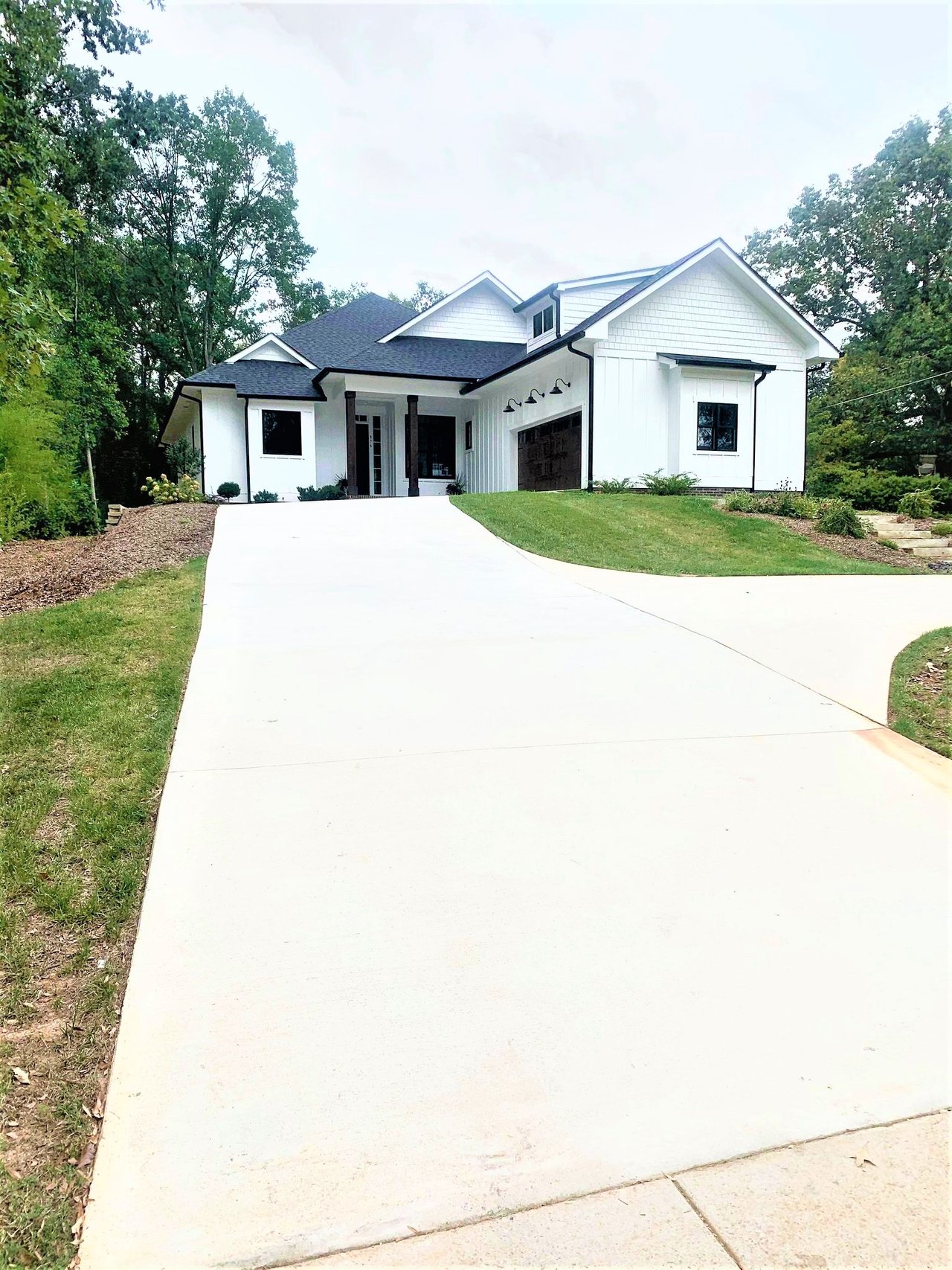 www.concretebrosllc.com